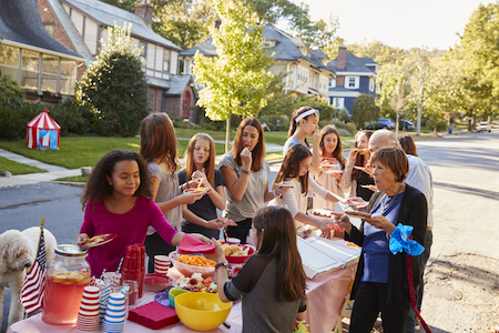 How to Organize a Block Party — RISMedia