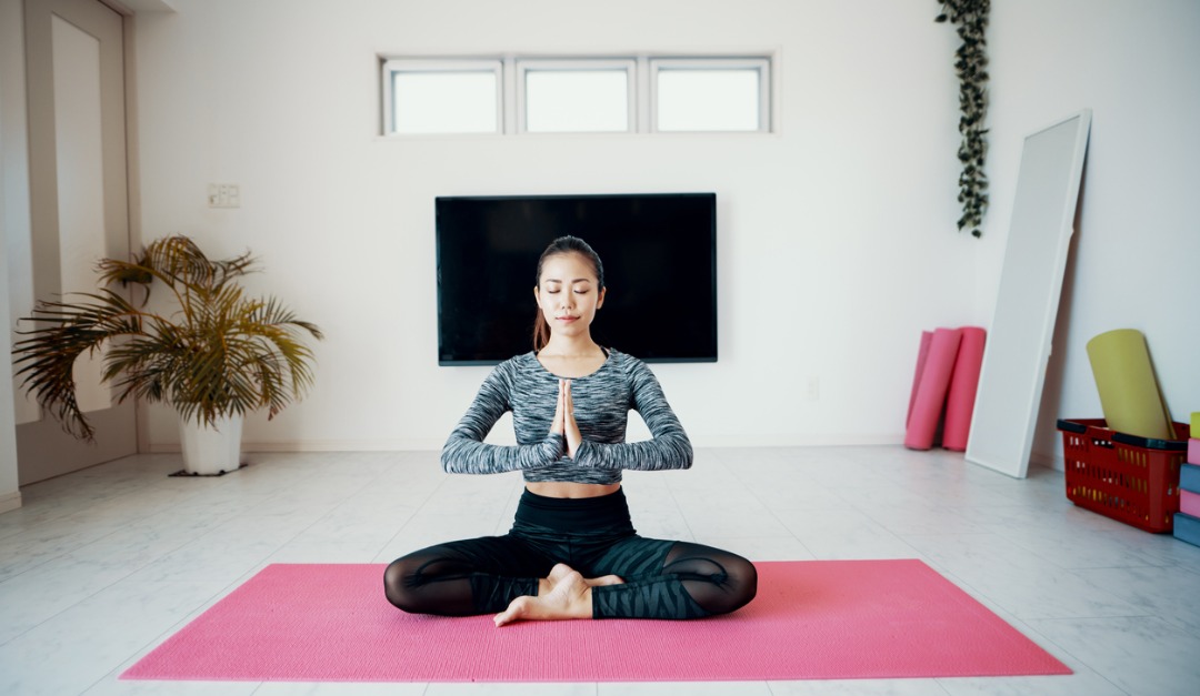 How to Design a Relaxing Home Yoga Studio — RISMedia