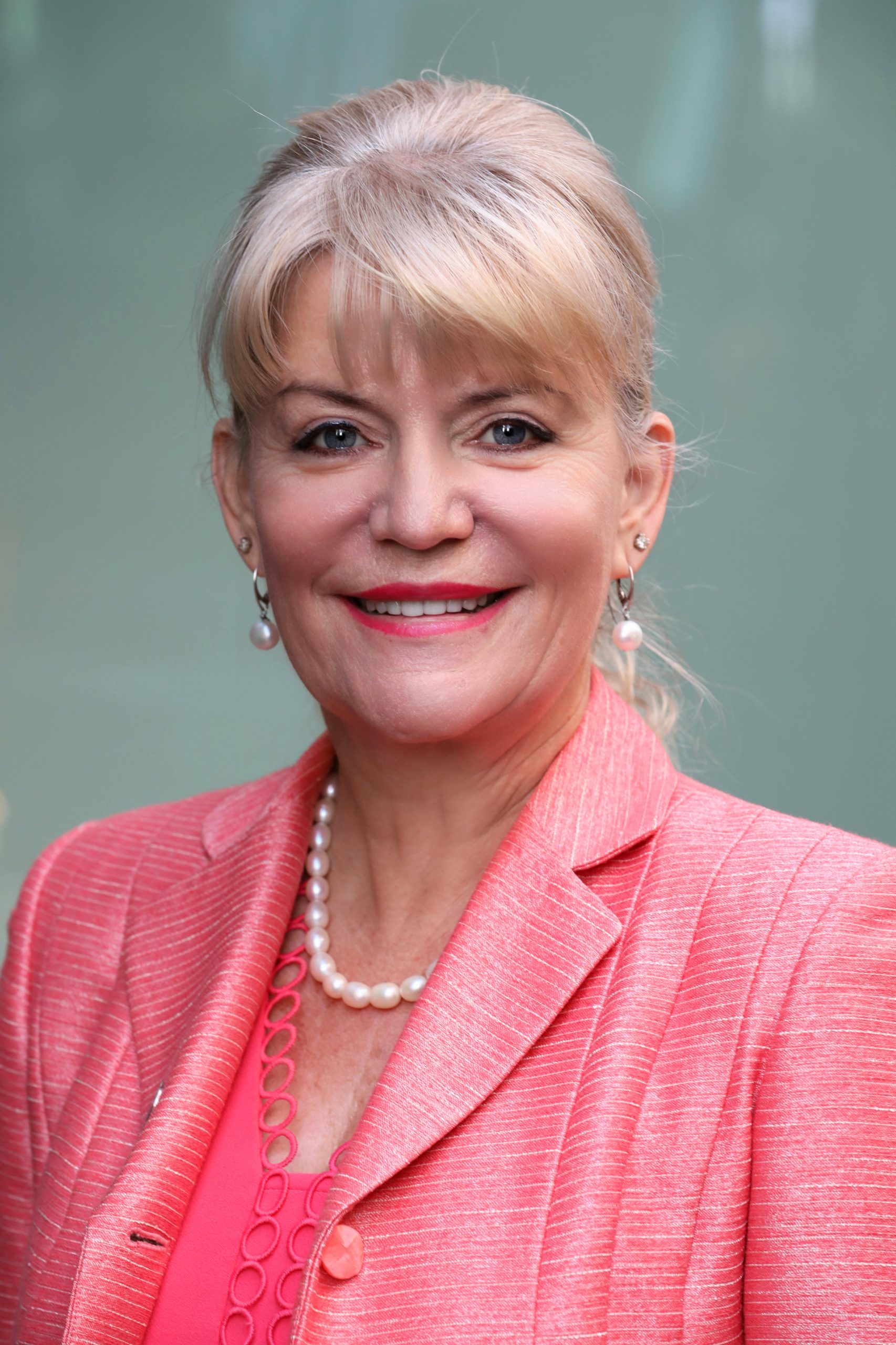 Fiona Petrie — RISMedia