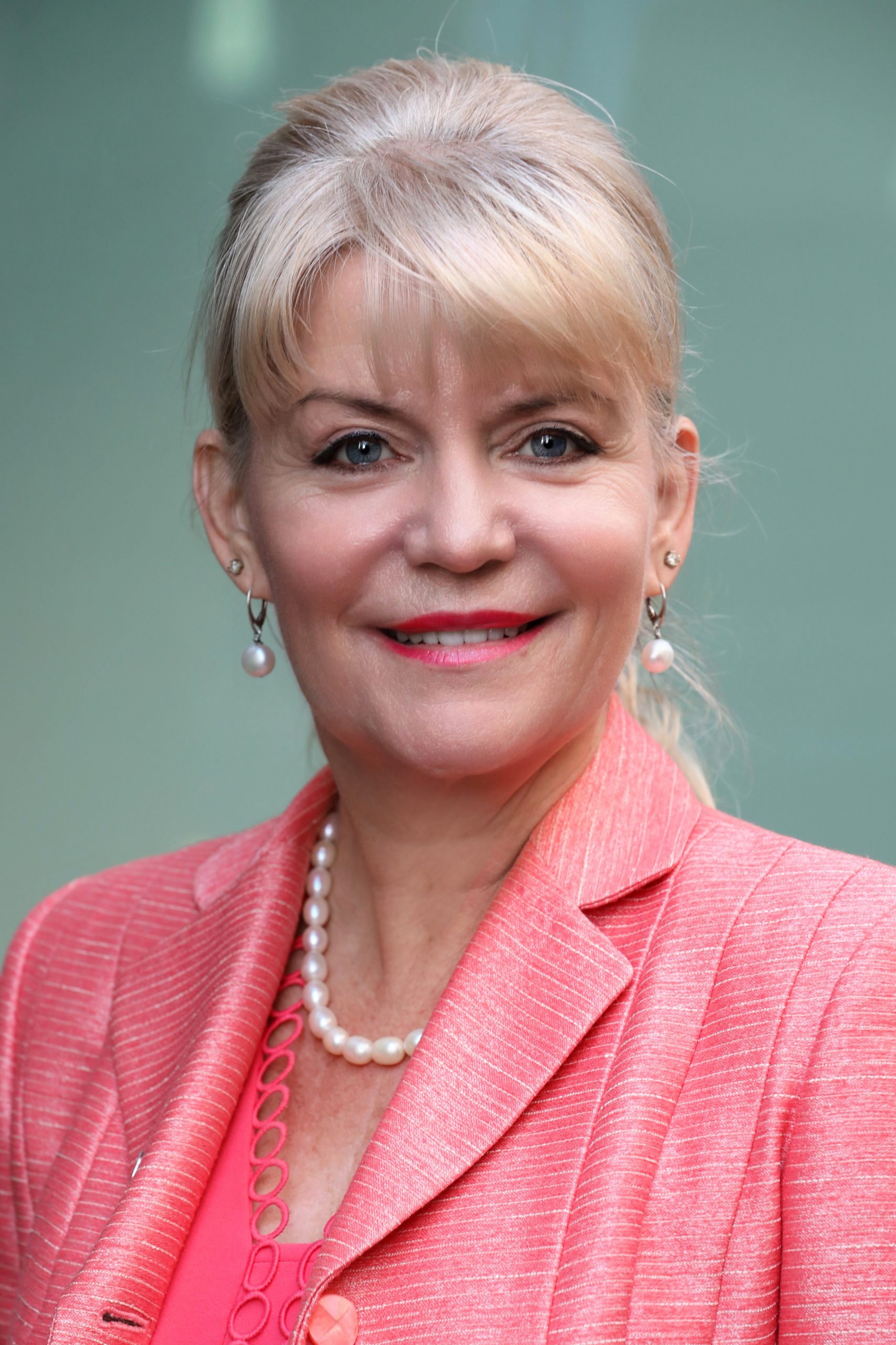 Fiona Petrie — RISMedia