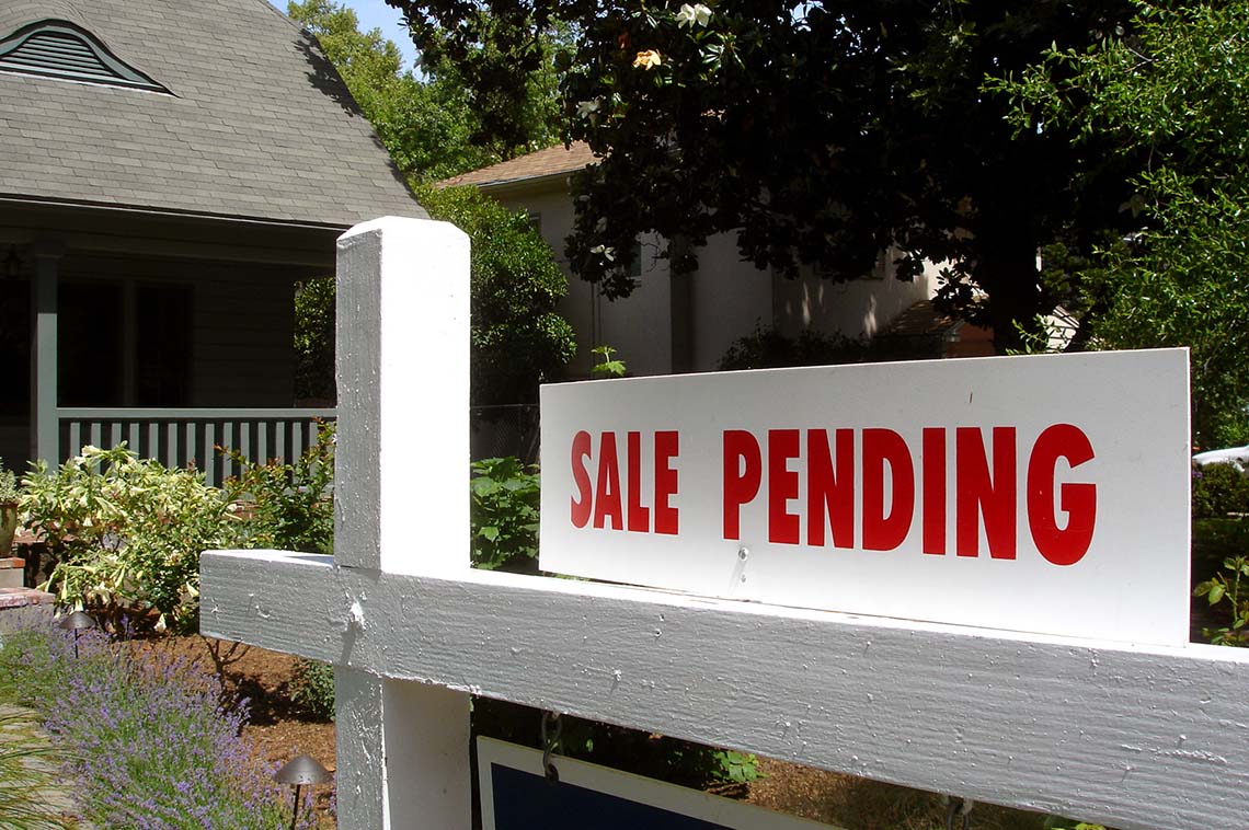 Pending Home Sales Slip in February Amid Persisting Inventory and ...