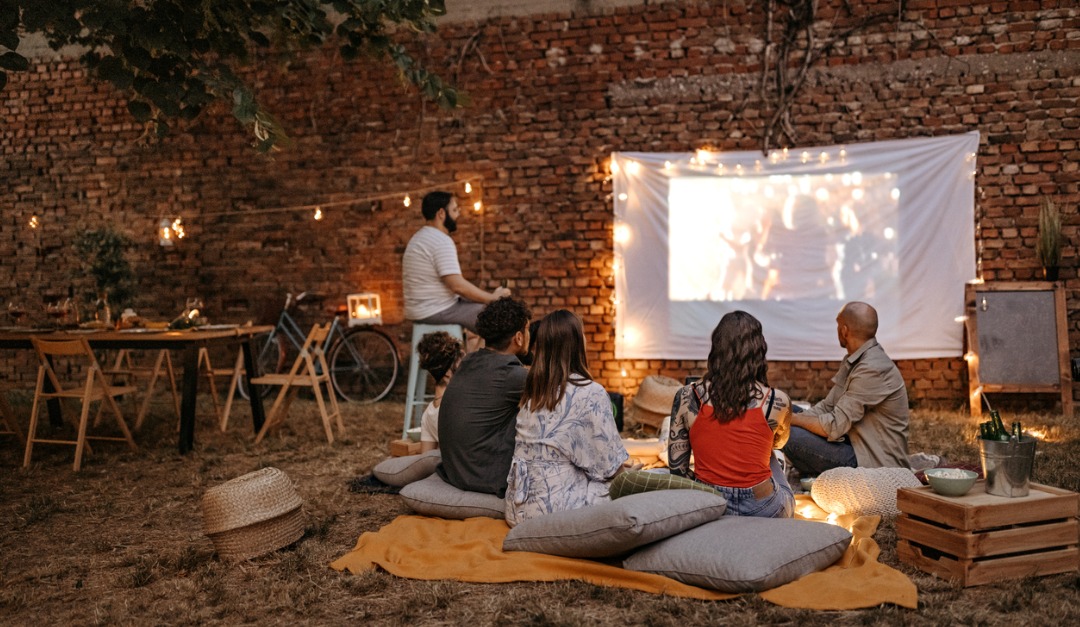 How to Host the Ultimate Outdoor Movie Night — RISMedia