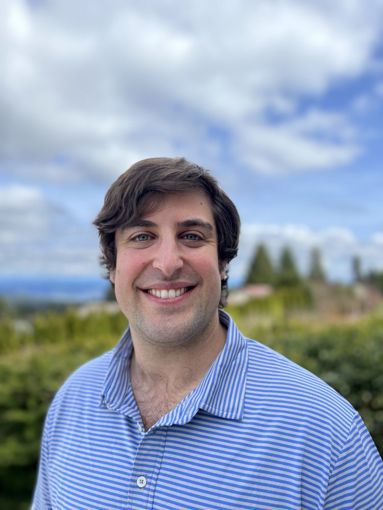 2929_headshot[1] — RISMedia