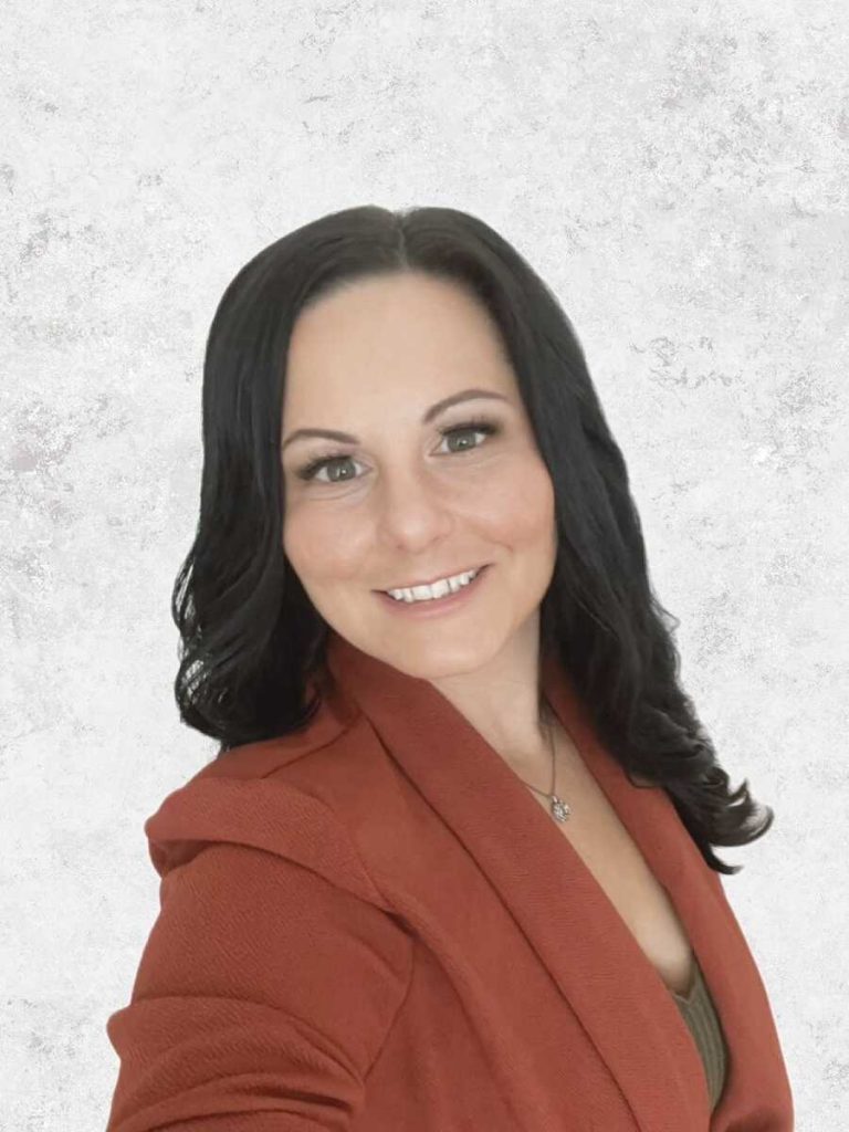 Angela Foster (1) — RISMedia